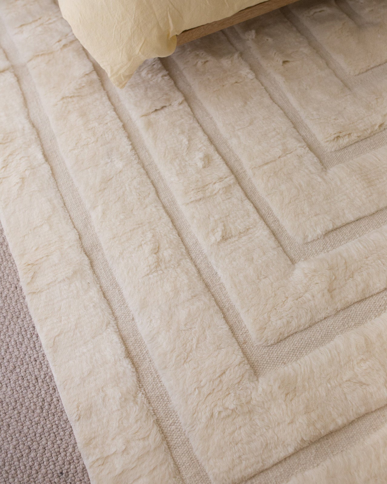 Fontana Ivory Abstract Textured Wool Rug