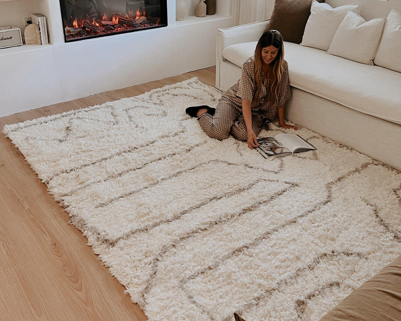 Neriza Cream & Beige Tribal Shag Rug