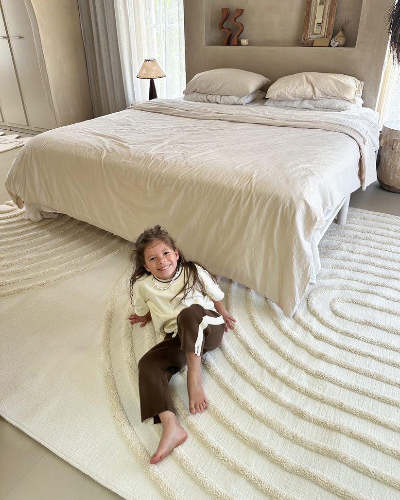 Skylar Ivory Rainbow Rug – Miss Amara (AU)