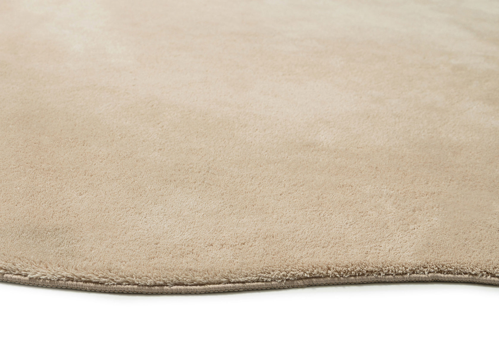 Viveca Beige Irregular Shape Washable Rug
